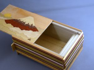JAPANESE PUZZLE BOX (Himitsu-Bako) | JAPANESE PUZZLE BOX AND YOSEGI ...